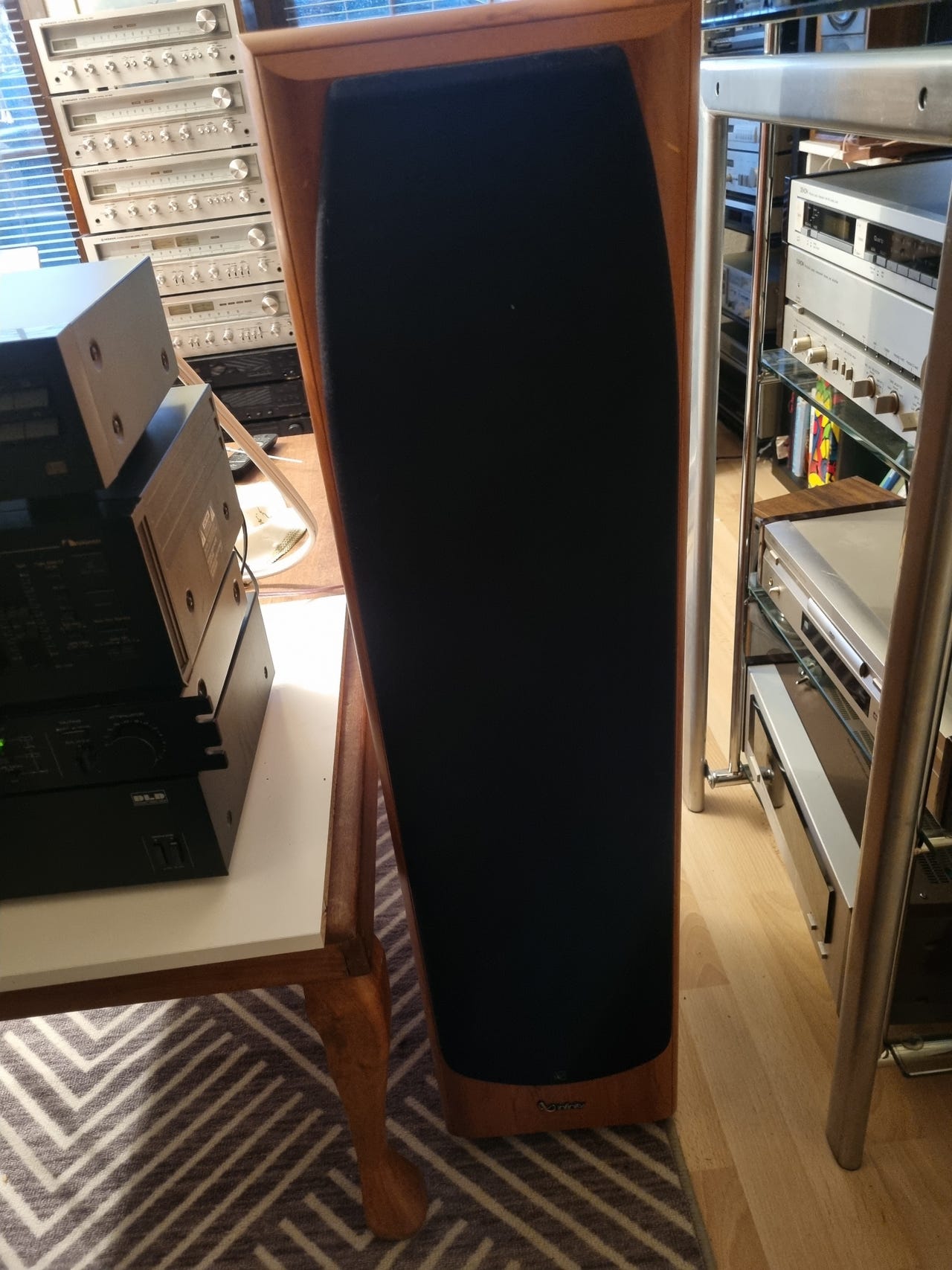 Infinity Alpha 50 høytalere i kirsebær | FINN-torget