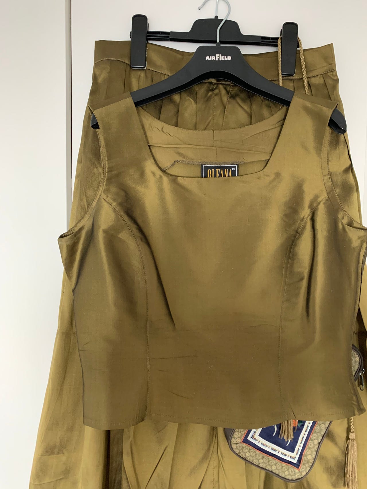 Oleana fest drakt | FINN-torget