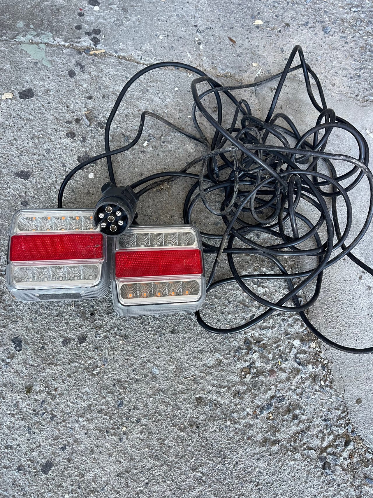 Henger lys | FINN torget