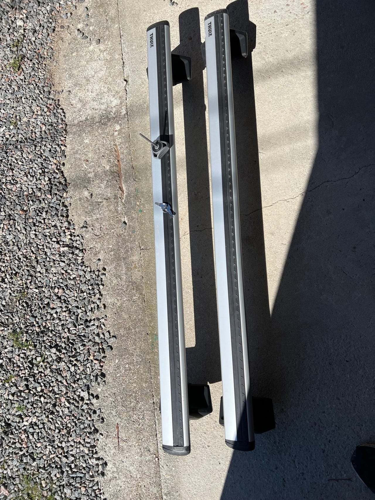 TAKSTATIV THULE EVO CLAMP NISSAN LEAF I / NISSAN LEAF II | FINN-torget