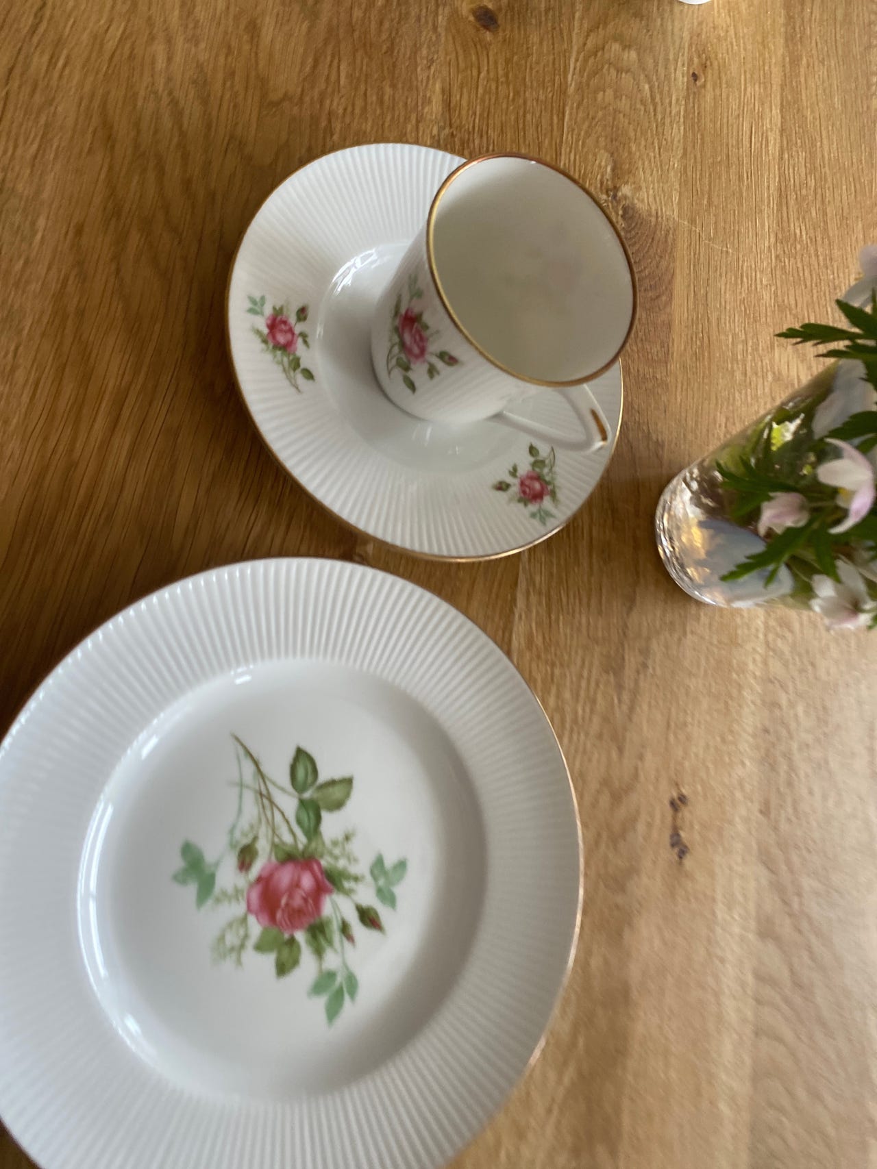 Rörstrand, kaffe kopper med fat òg asjetter | FINN-torget