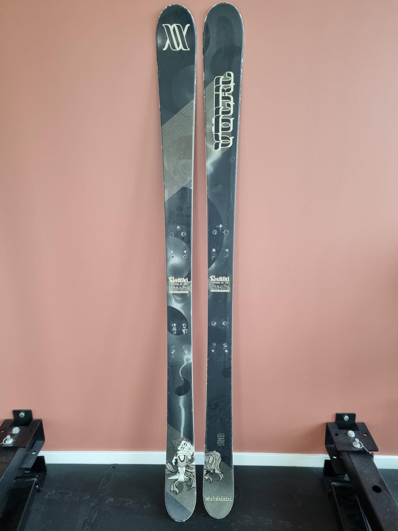 Volkl Gotama Jr. 158 twin tip | FINN-torget