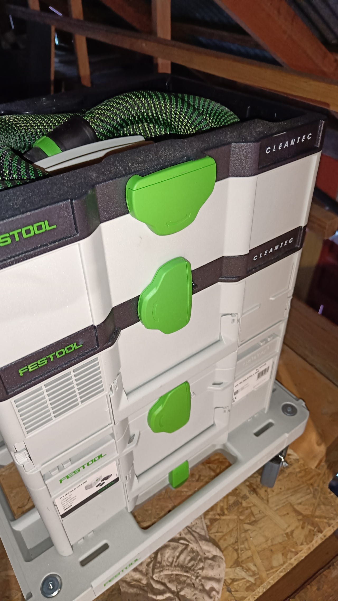 Festool batteri 4ah X2 og dobbel lader. Samt systainer for lader og 4 ...