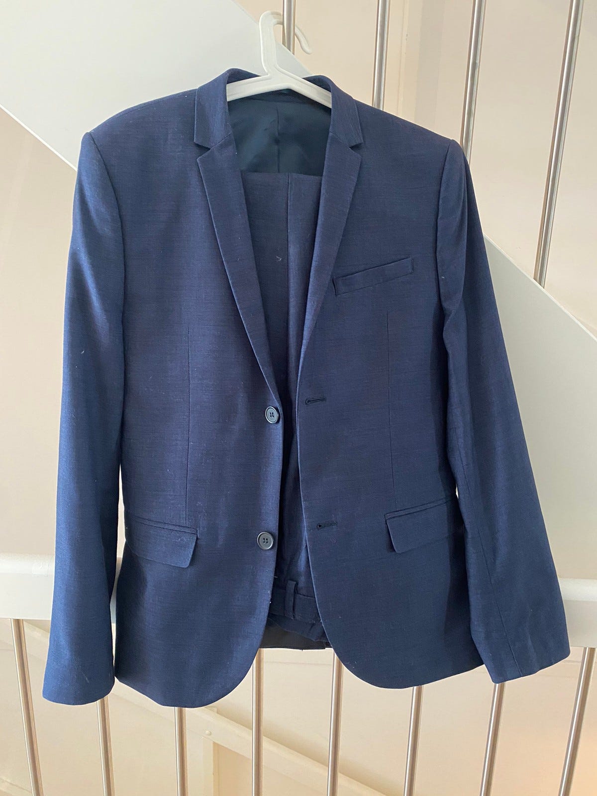 Dress Gutt ca 170 høy | FINN-torget