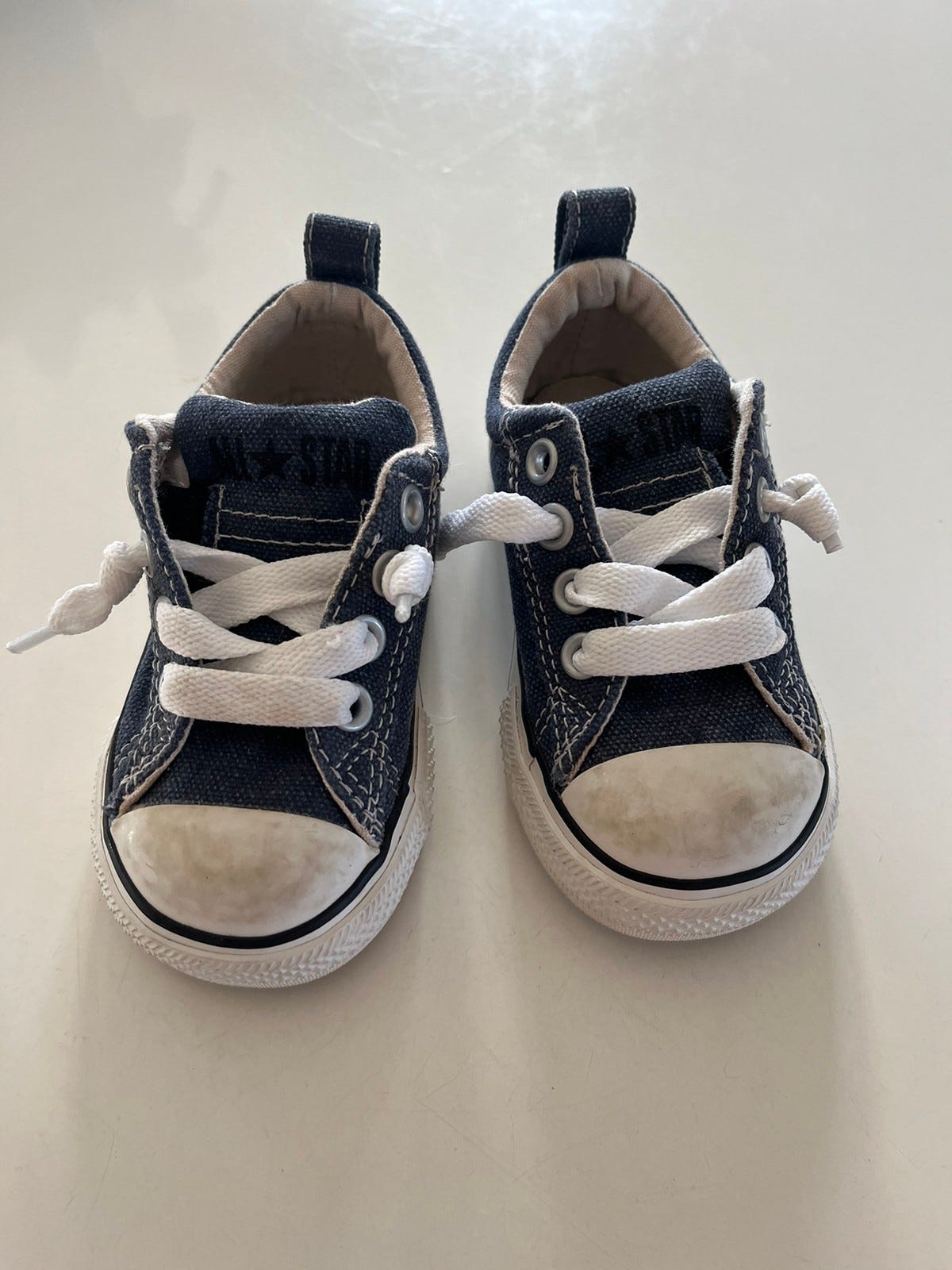 Converse i størrelse 22 | FINN-torget