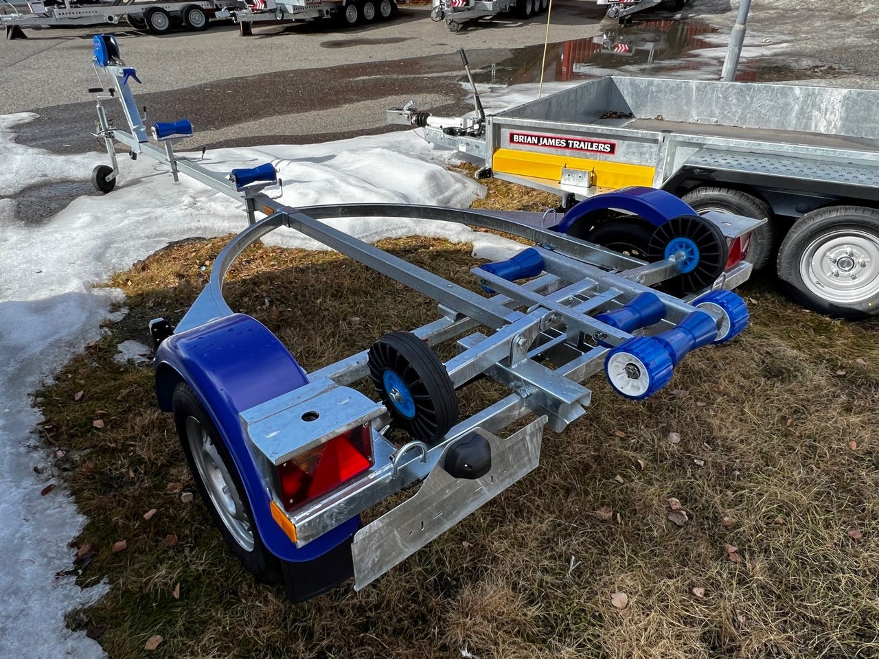 Tilhengernor V-B1-750- båthenger 10-18fot, 750kg totalvekt/570kg nyttelast | FINN torget