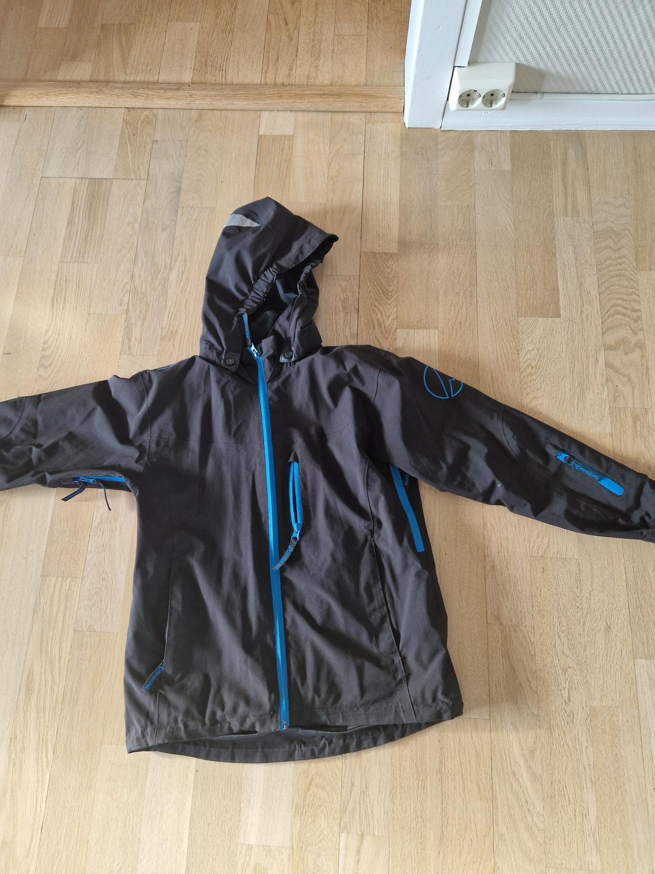 Stormberg allværsjakke | FINN-torget