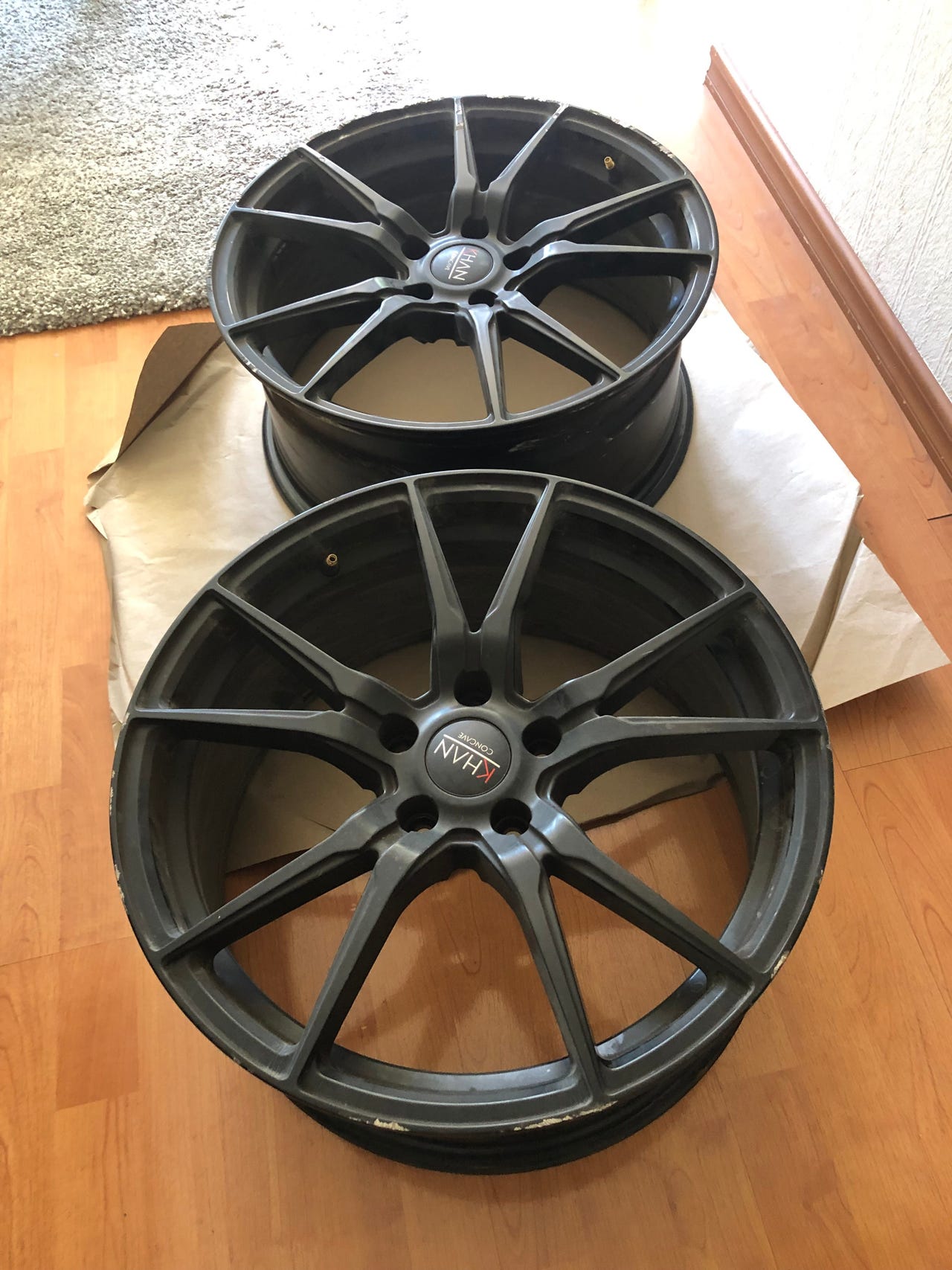 Selger to billige felger | FINN-torget