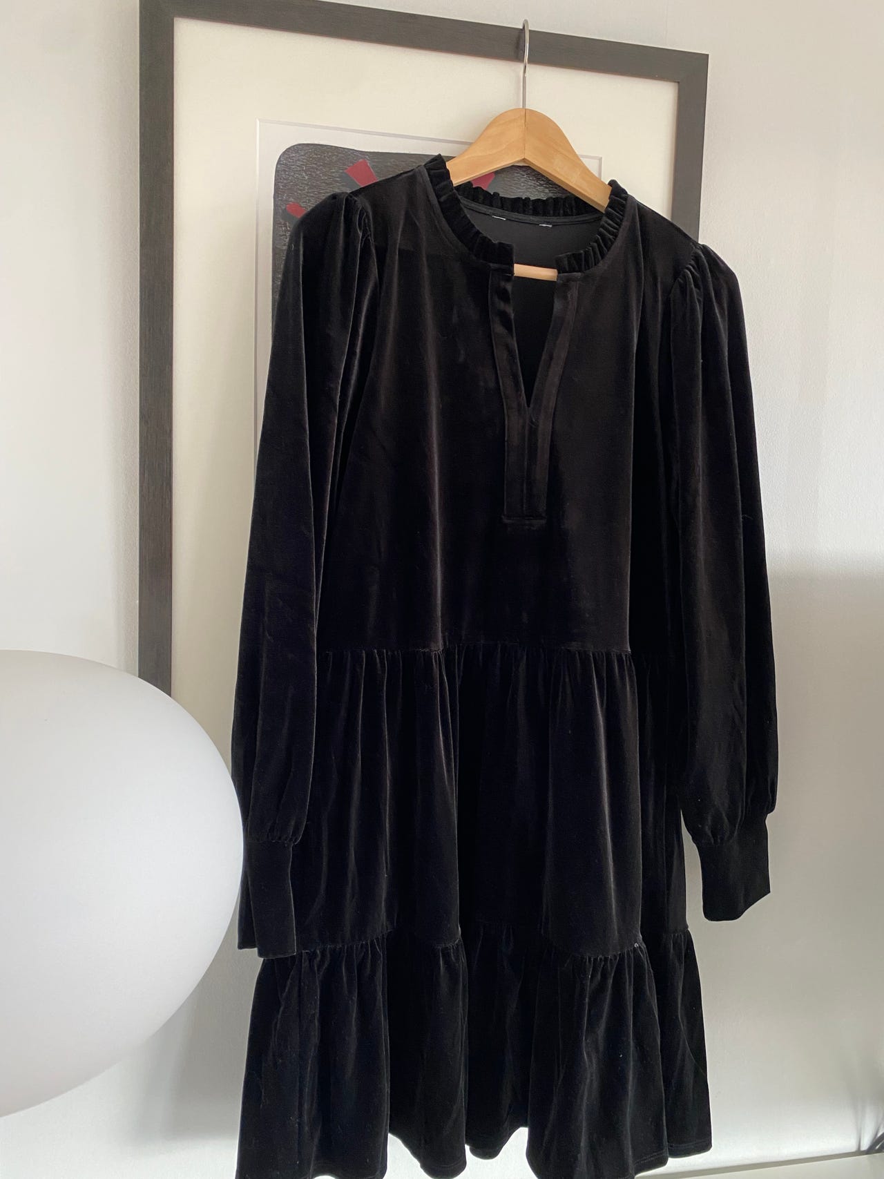 Sort speilfløyel kjole - Part Two | FINN torget