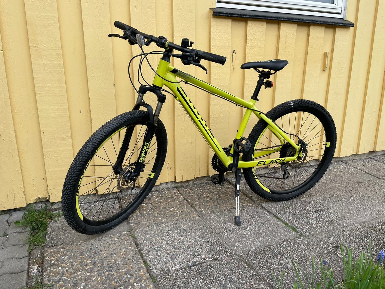 Diamant FLASH 26"(150-180 cm) | FINN torget