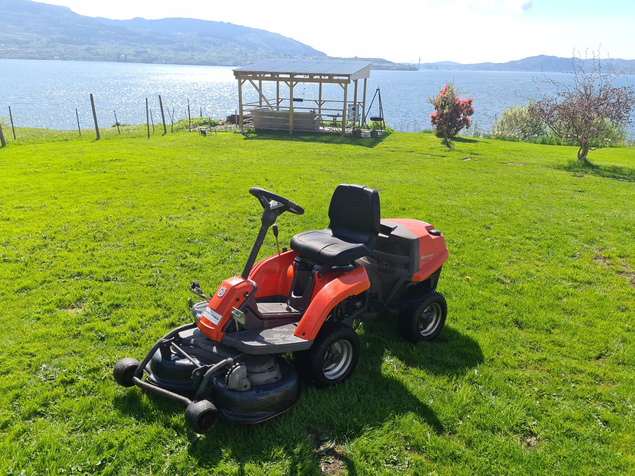 Husqvarna r111b sitteklipper | FINN torget