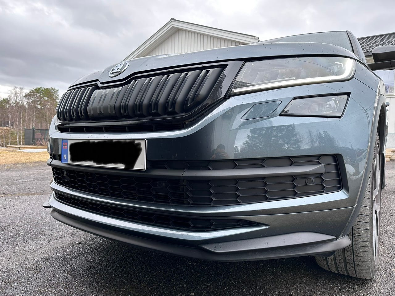 Ezlip frontspoiler lip. Universal list | FINN torget