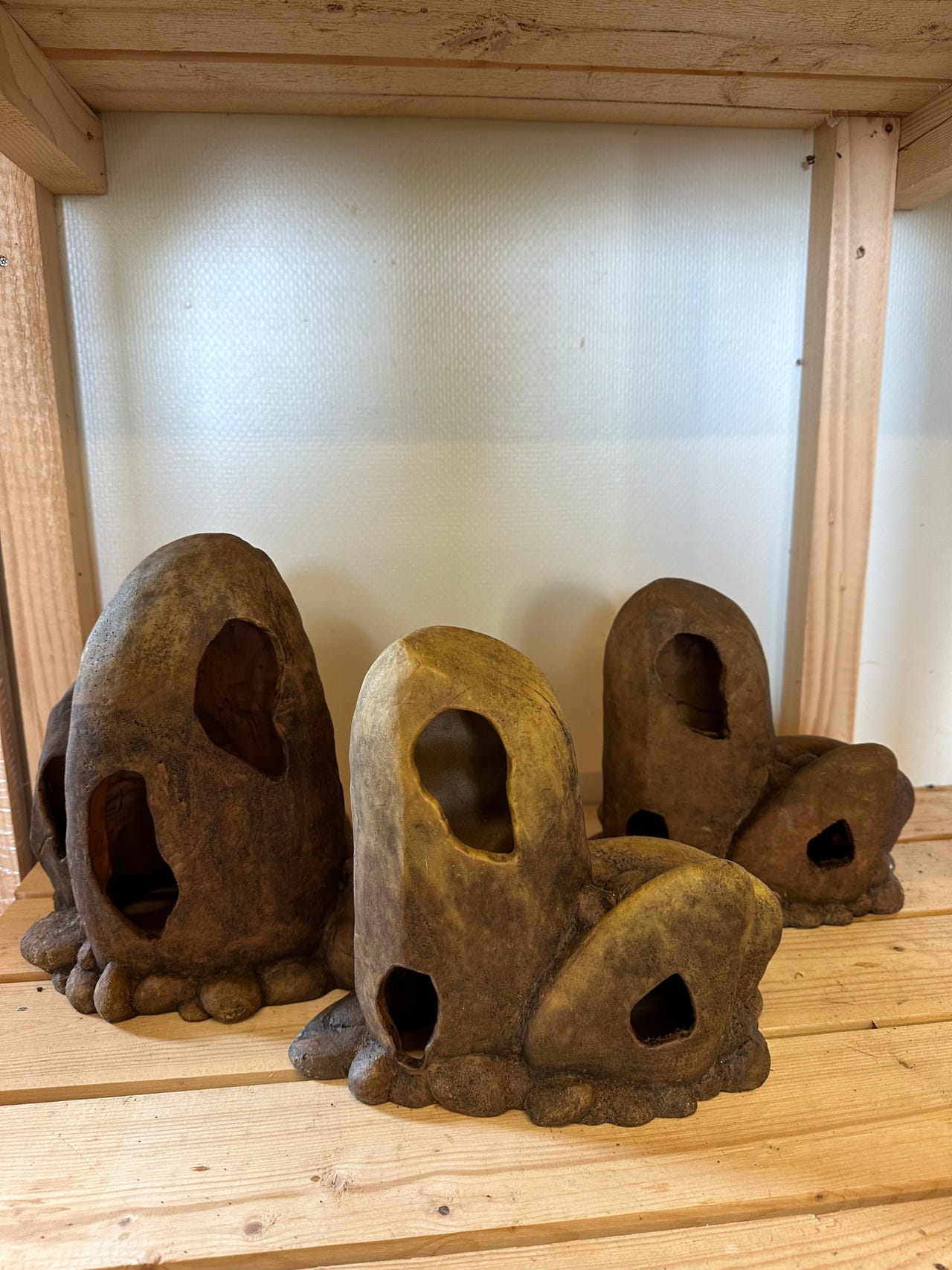 Exo Terra Rock Outcrops Medium + Large | FINN torget