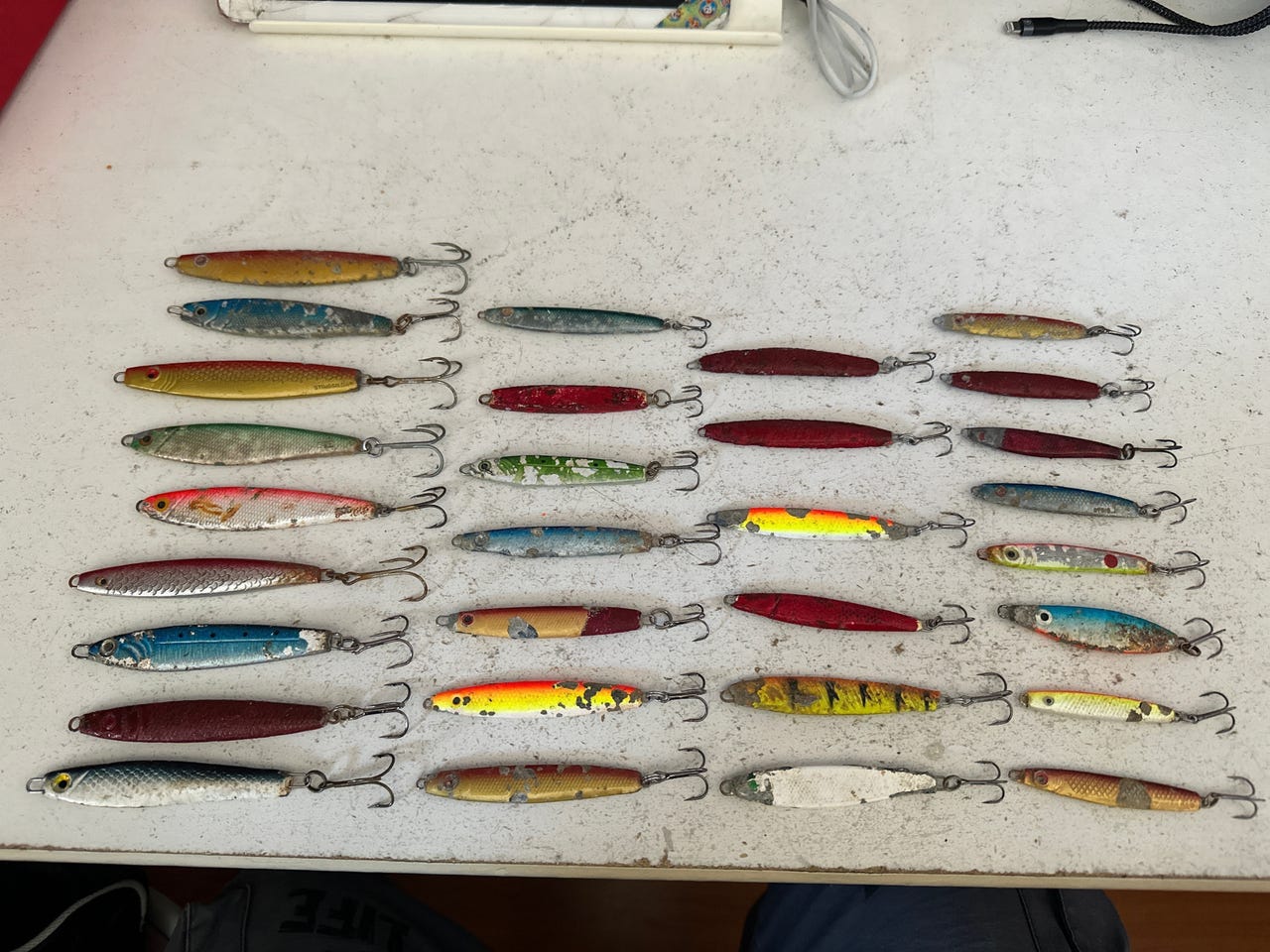 Sluker, spinner, jigger, kroker og annet fiskeutstyr selges | FINN-torget