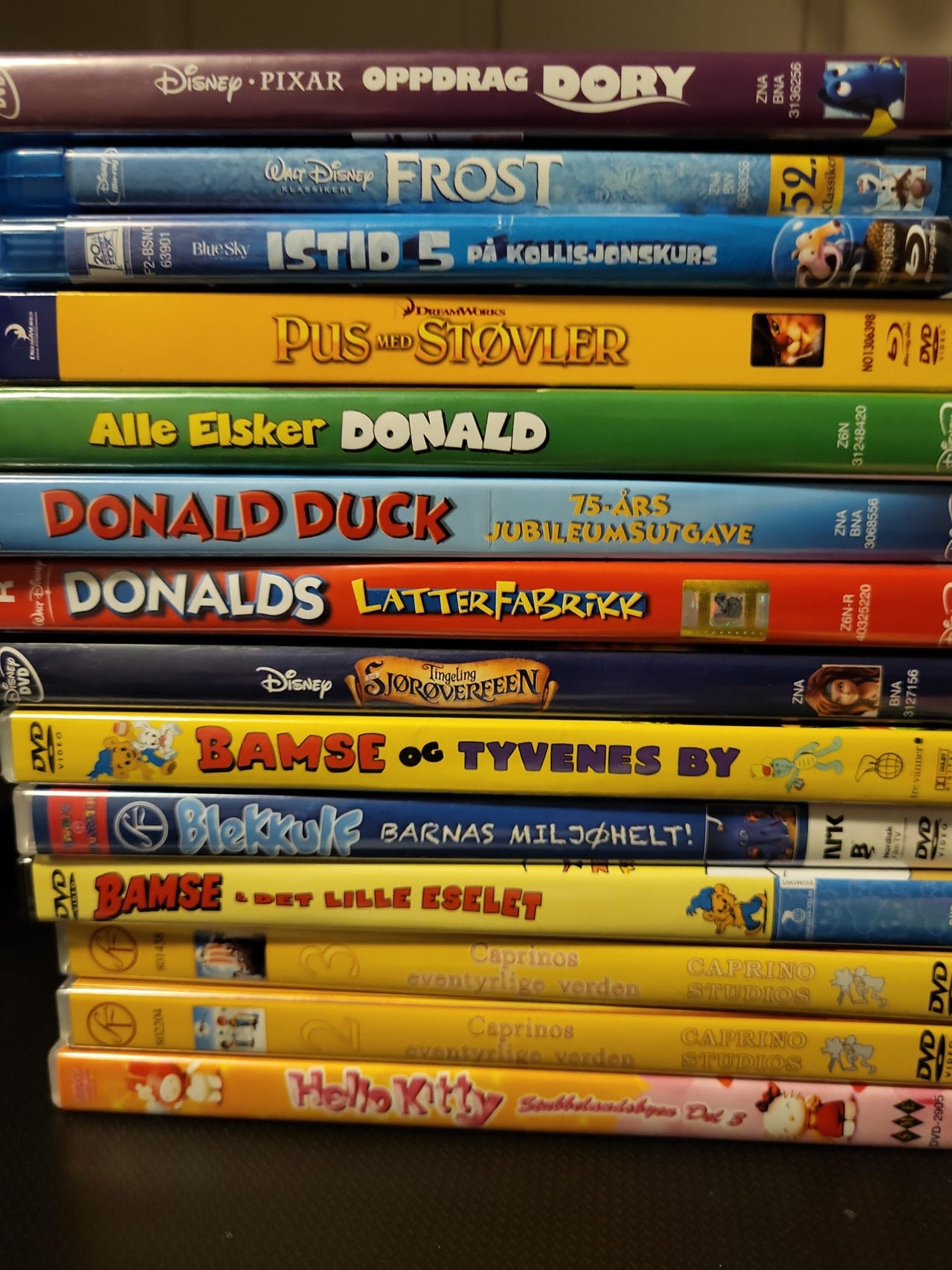 Samling barnefilmer | FINN torget