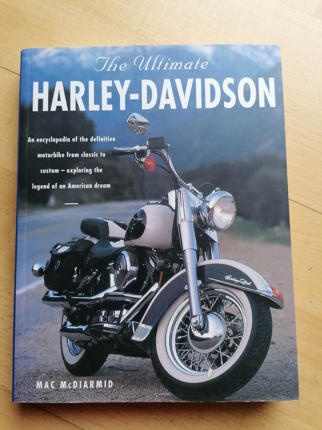 Harley Davidson bok. | FINN torget