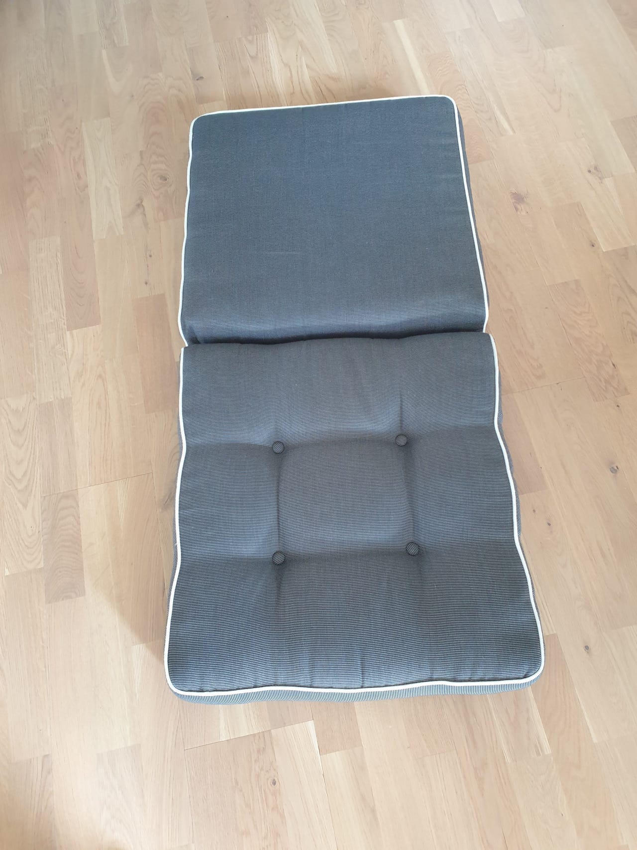 Kvalitets puter til utemøbler | FINN torget