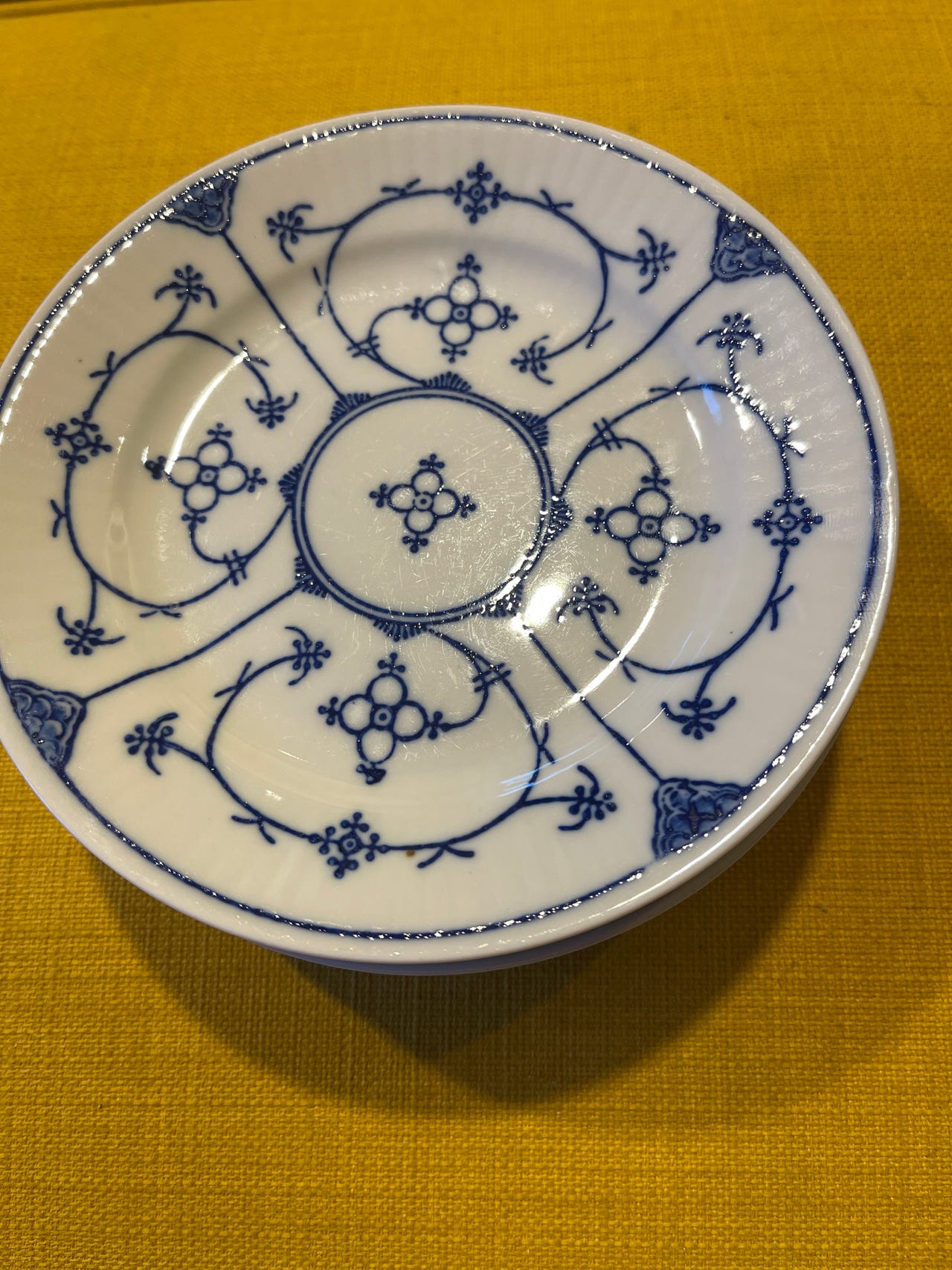 6 kake asjetter selges samlet for 200 kr | FINN torget