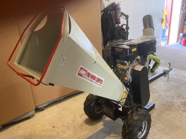 Fliskutter / Flishugger 15 HK m hjul og el start. | FINN-torget