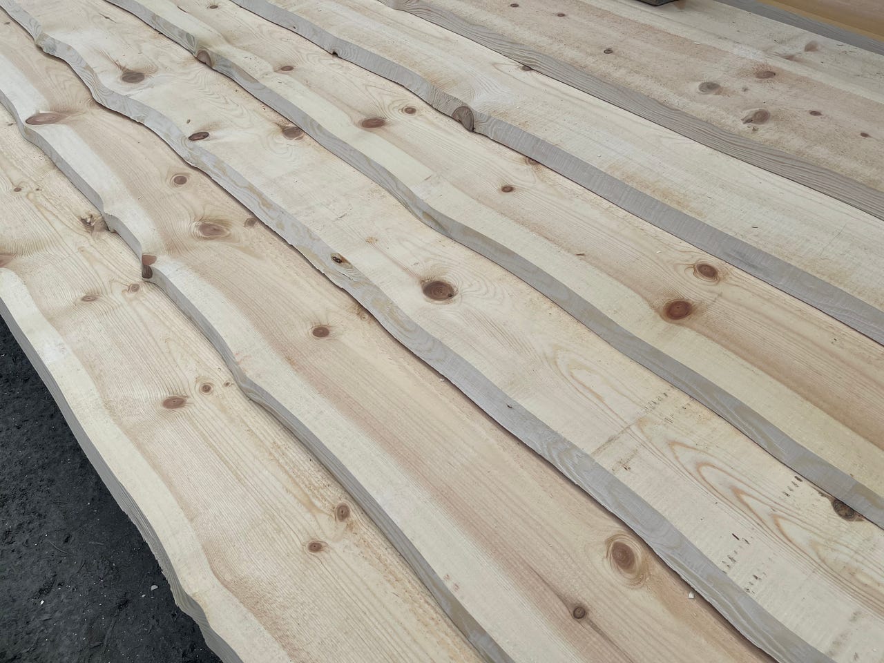 VILLMARKSPANEL 27MM FURU STÅENDE/LIGGENDE | FINN-torget