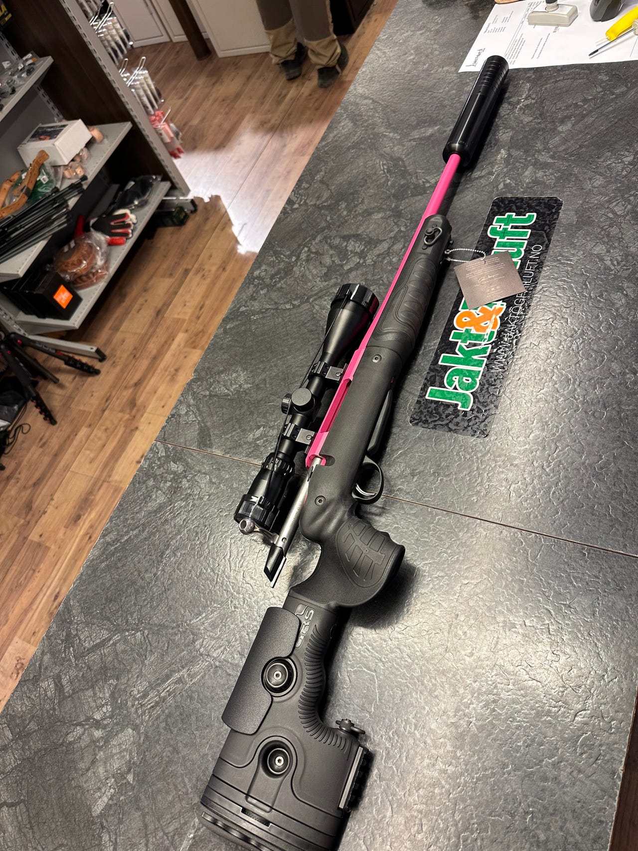 Riflepakke Tikka T3x Pink Lady M/ Tasco, Grs Bifrost og demper! kupp ...