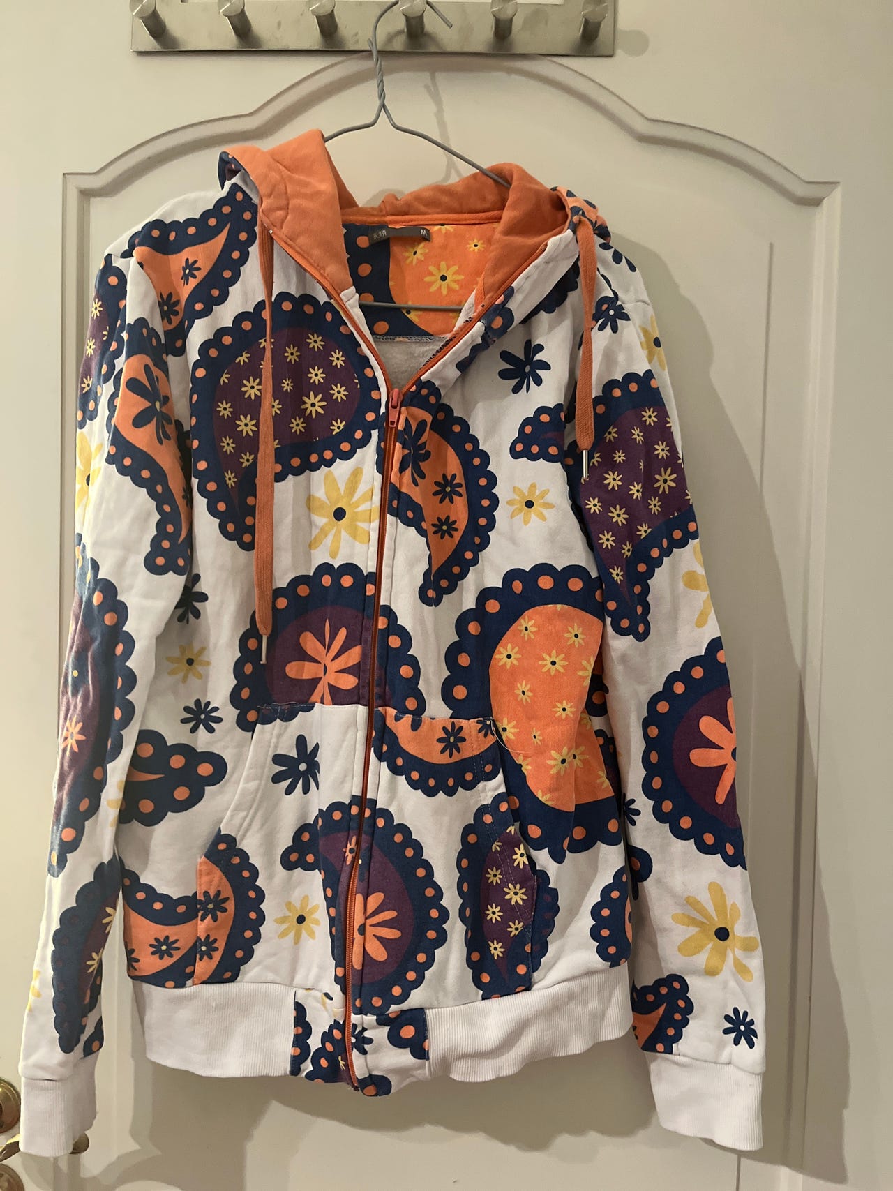 Hettejakke kul print🍁 | FINN-torget