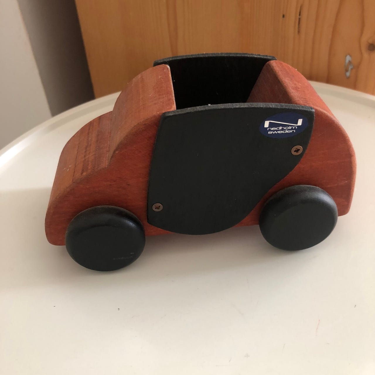 Eldre svensk trebil | FINN torget