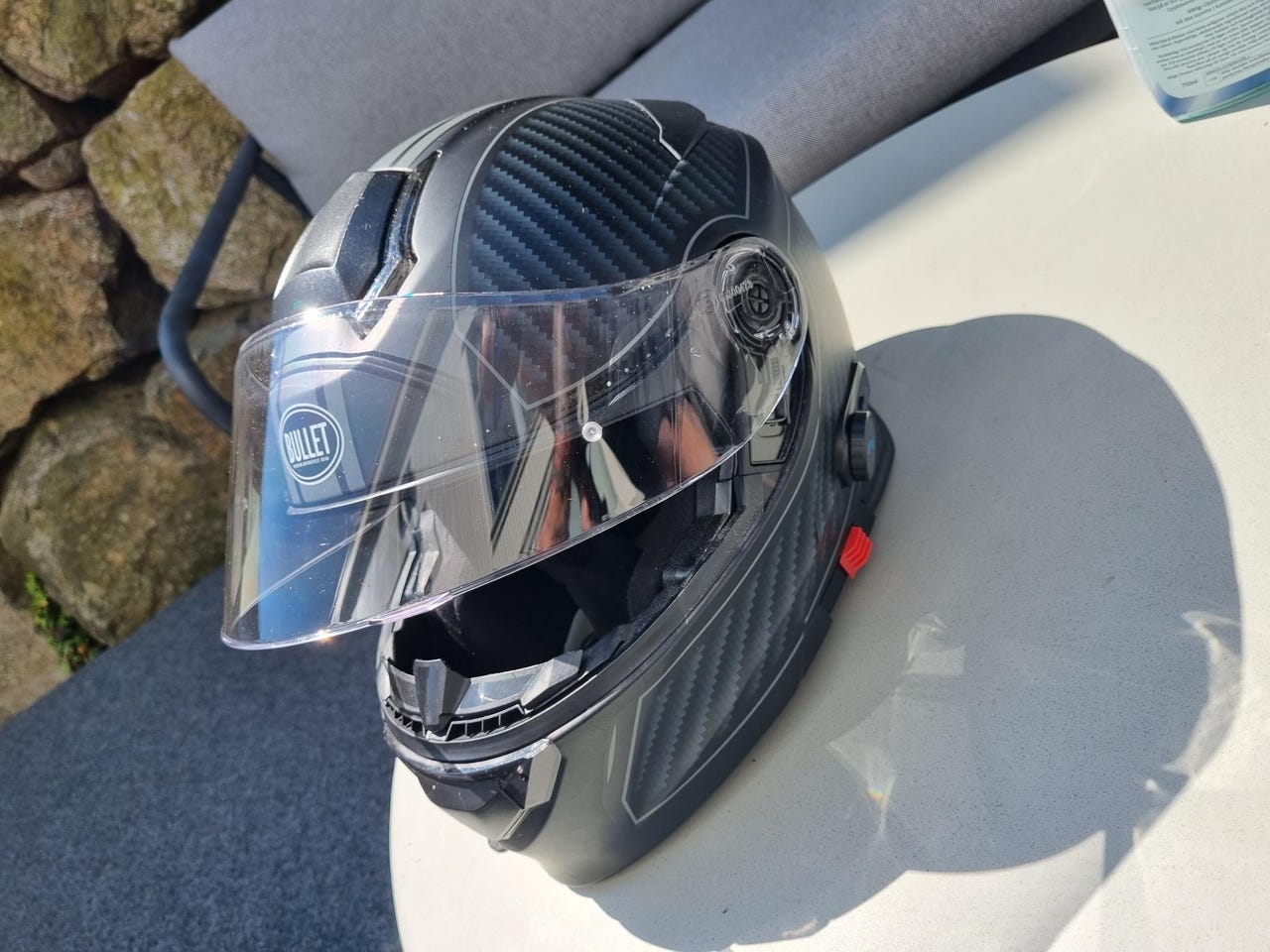 MC hjelm fra bullet med integrert intercom | FINN torget