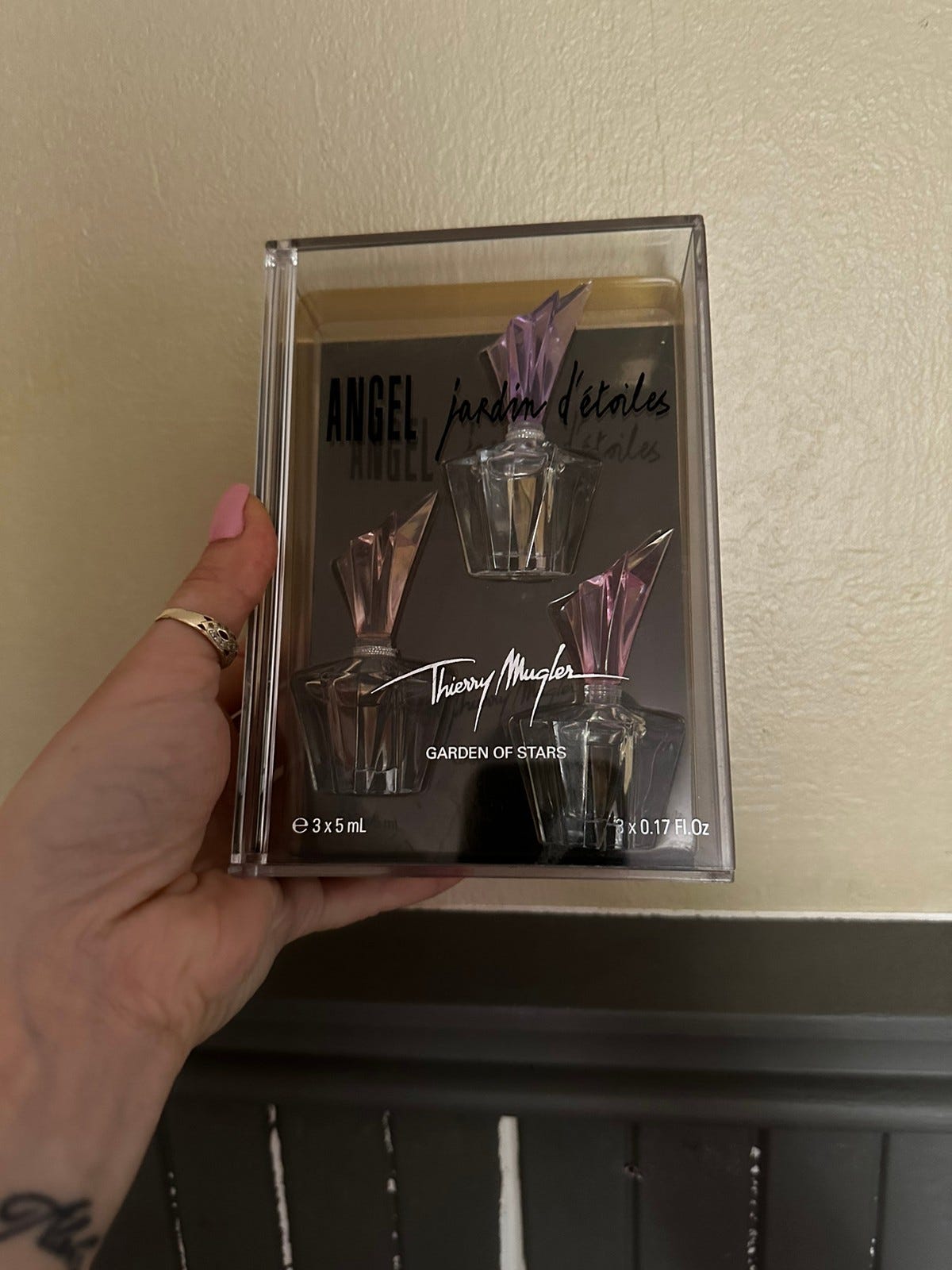 Angel Mugler Garden of Stars Peony Lili | FINN-torget