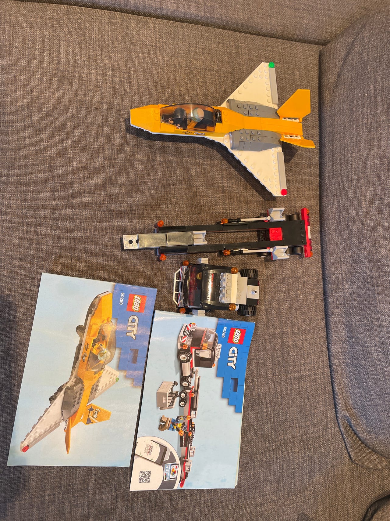 Lego fly og lastebil | FINN torget