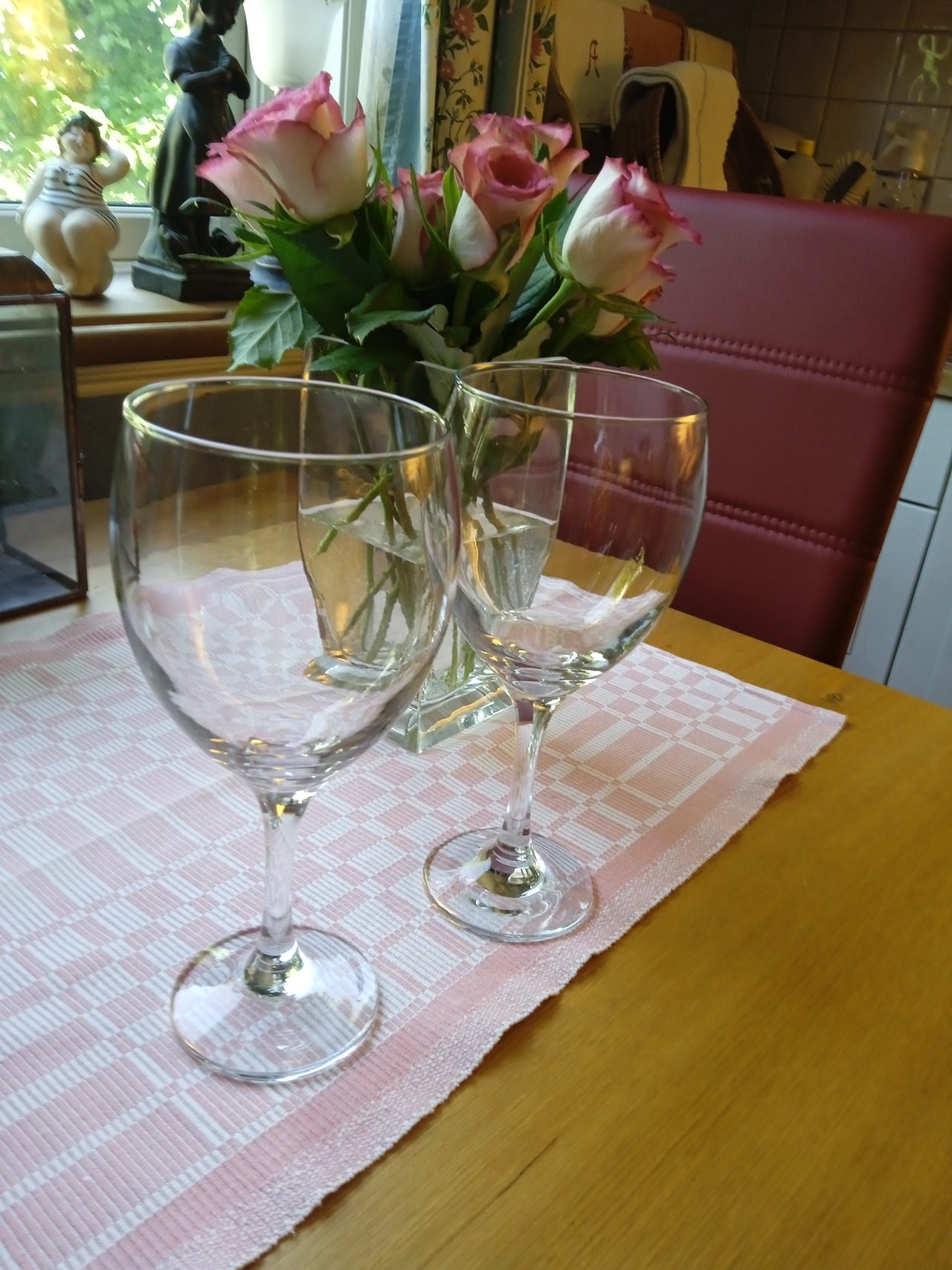 2 store vinglass selges rimelig og samlet | FINN-torget