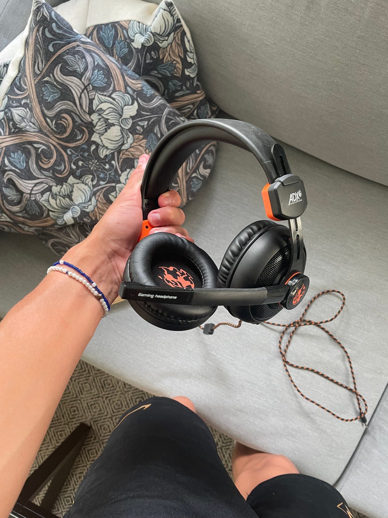 ADX ultimate gaming headset | FINN torget