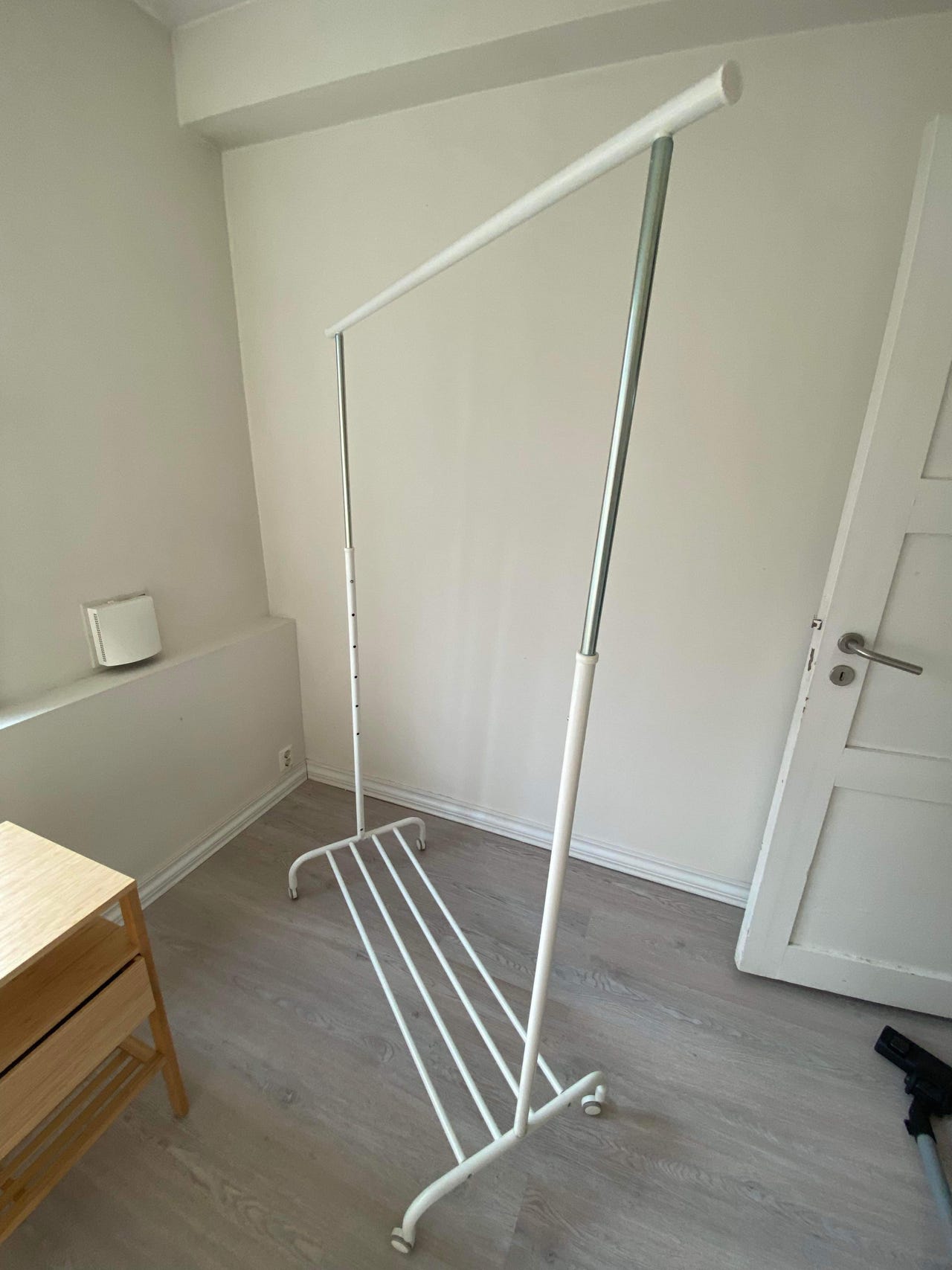 Klesstativ ikea | FINN torget