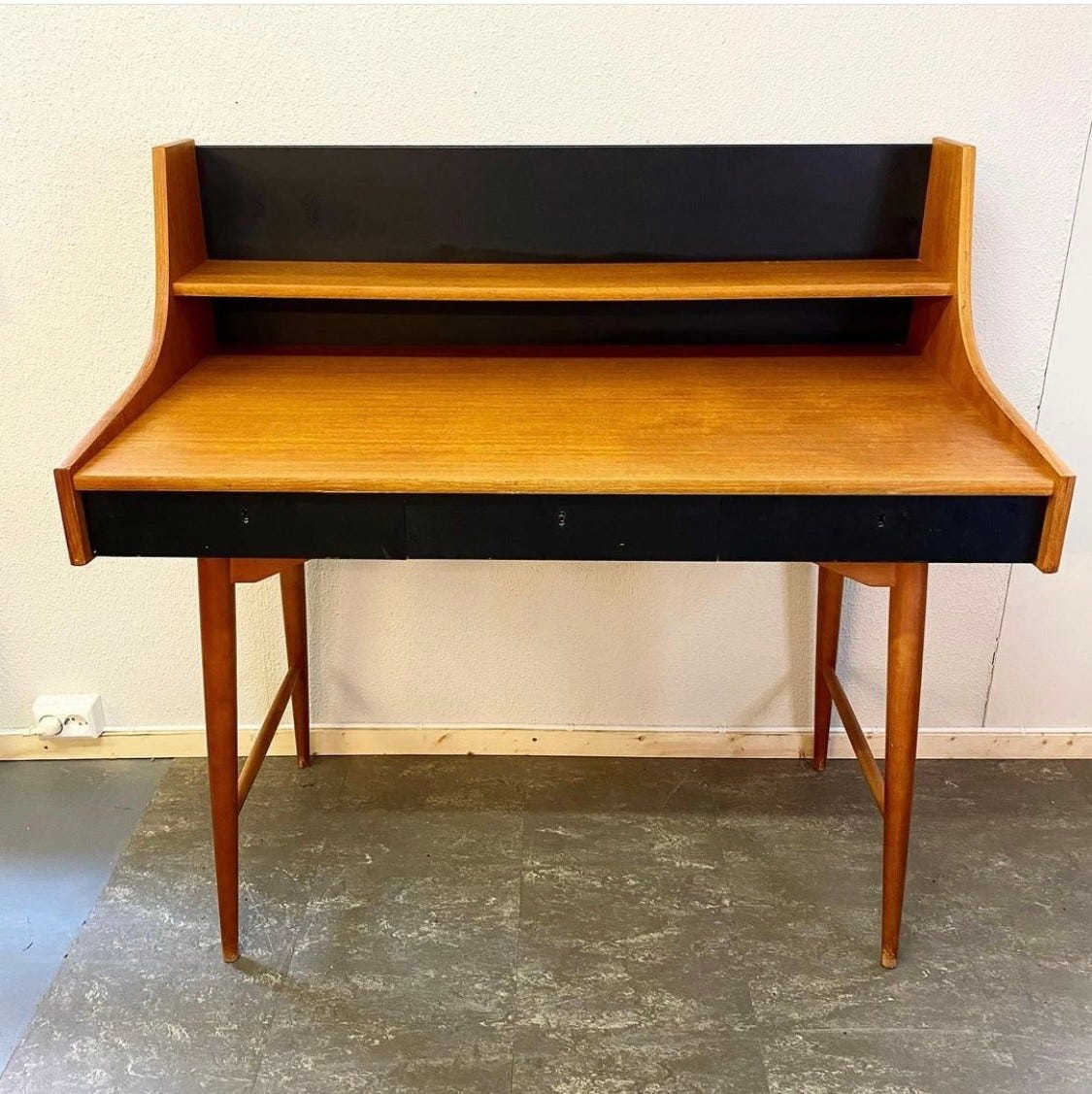 Retro Teak Ola-Pult skrivebord Blindheim Møbler | FINN-torget
