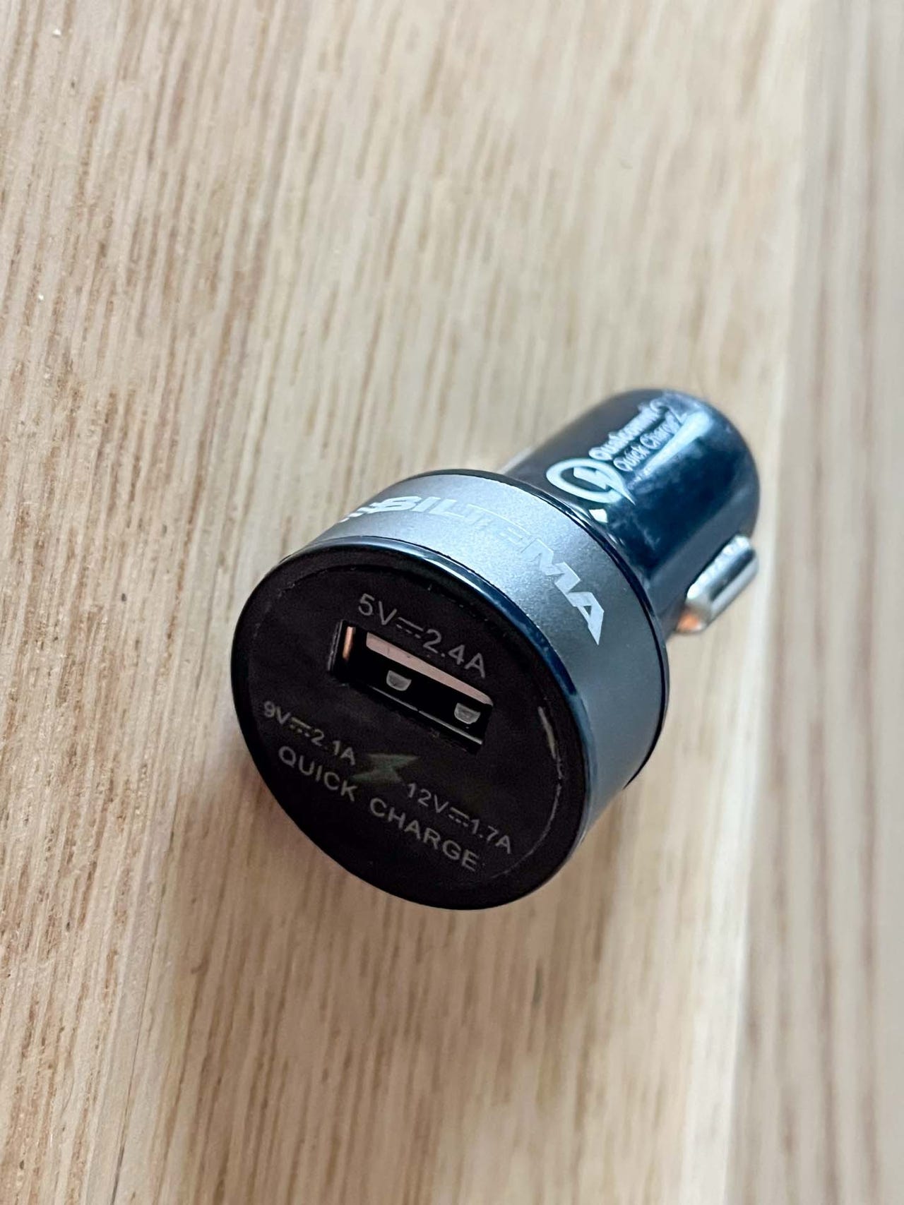 Billader 12v USB lader 2,4A | FINN-torget