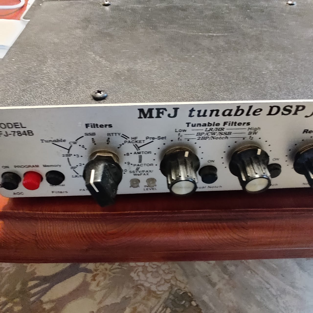 MFJ-784B tunable DSP filter | FINN torget