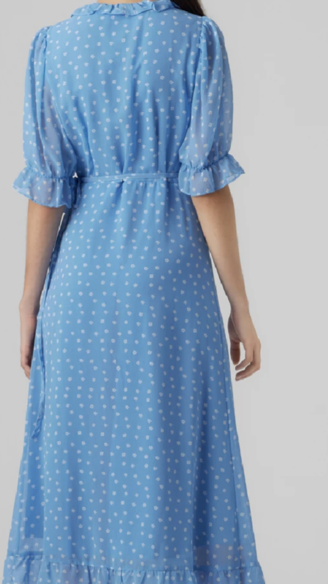 Vera Moda maxi blå Omslag kjole med V- hals i silk | FINN-torget