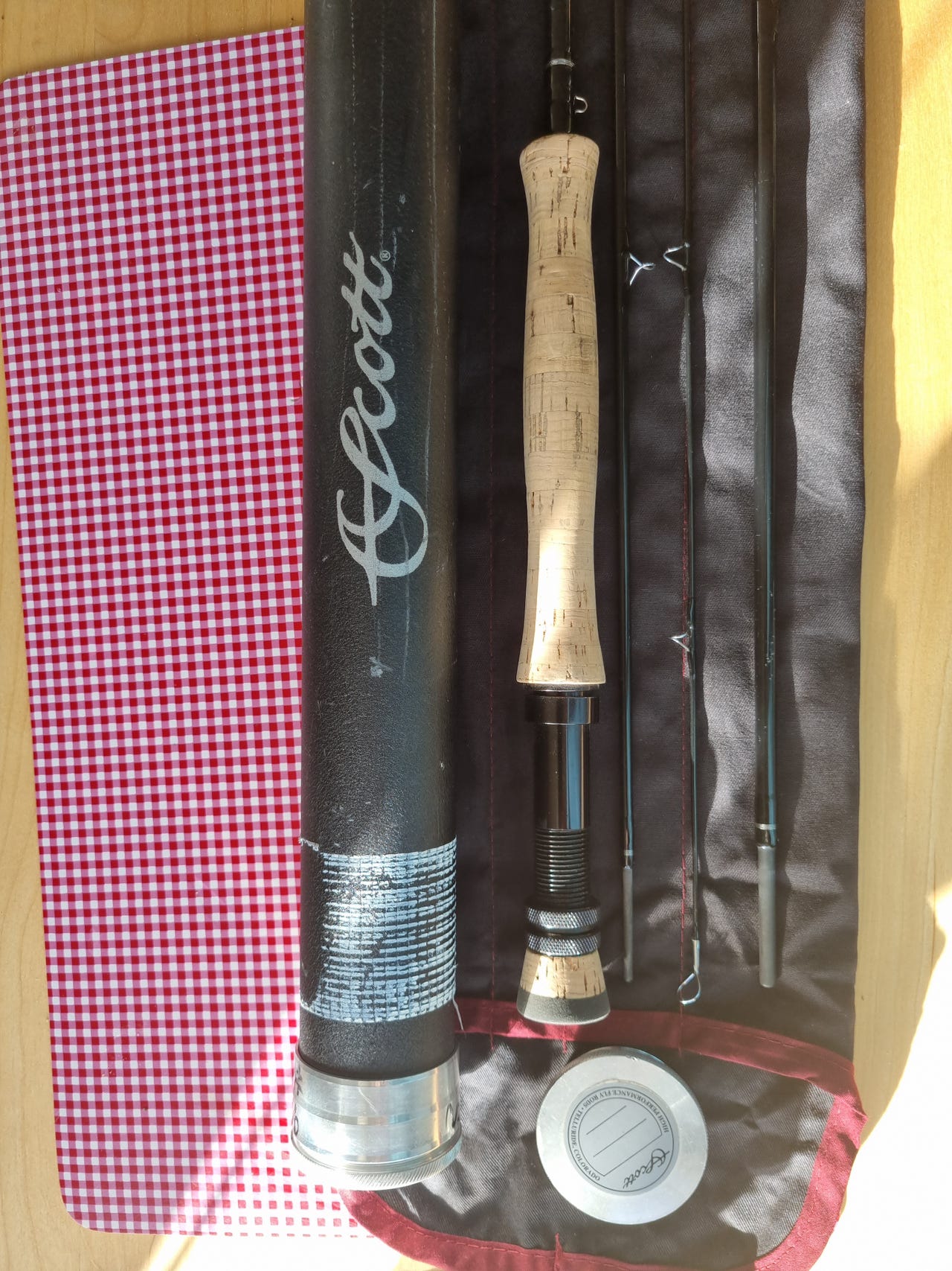 Scott S3 958/4 - pent brukt fluestang i klasse 8. Lengden er 9,5 fot ...