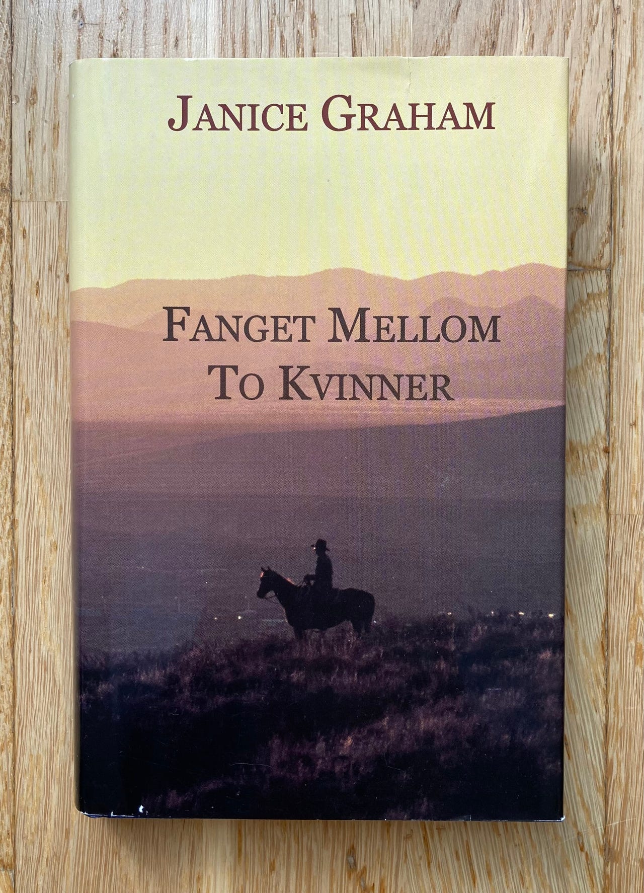Janice Graham. Fanget mellom to kvinner. Innbundet | FINN-torget