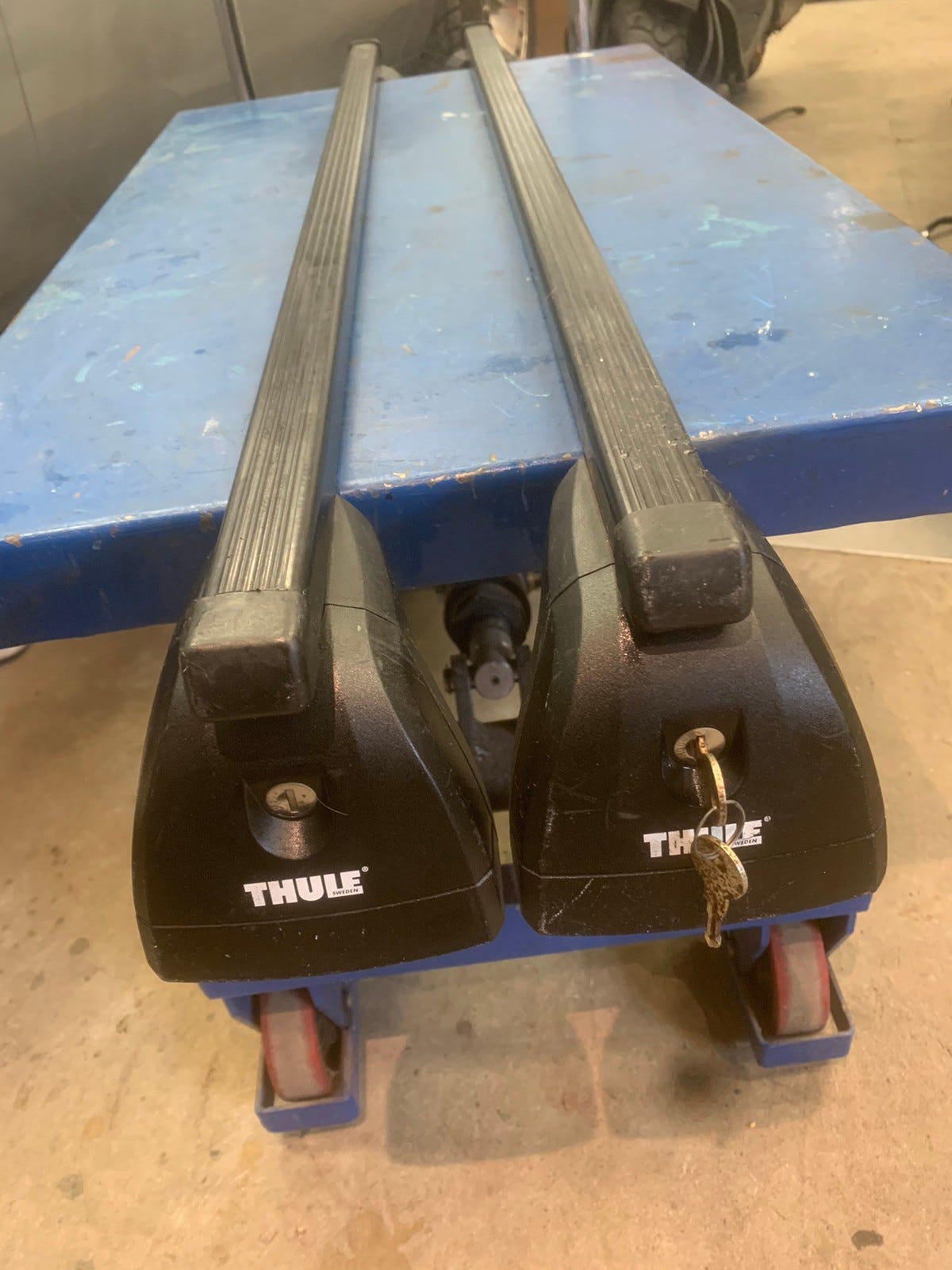 Thule Takstativ | FINN torget