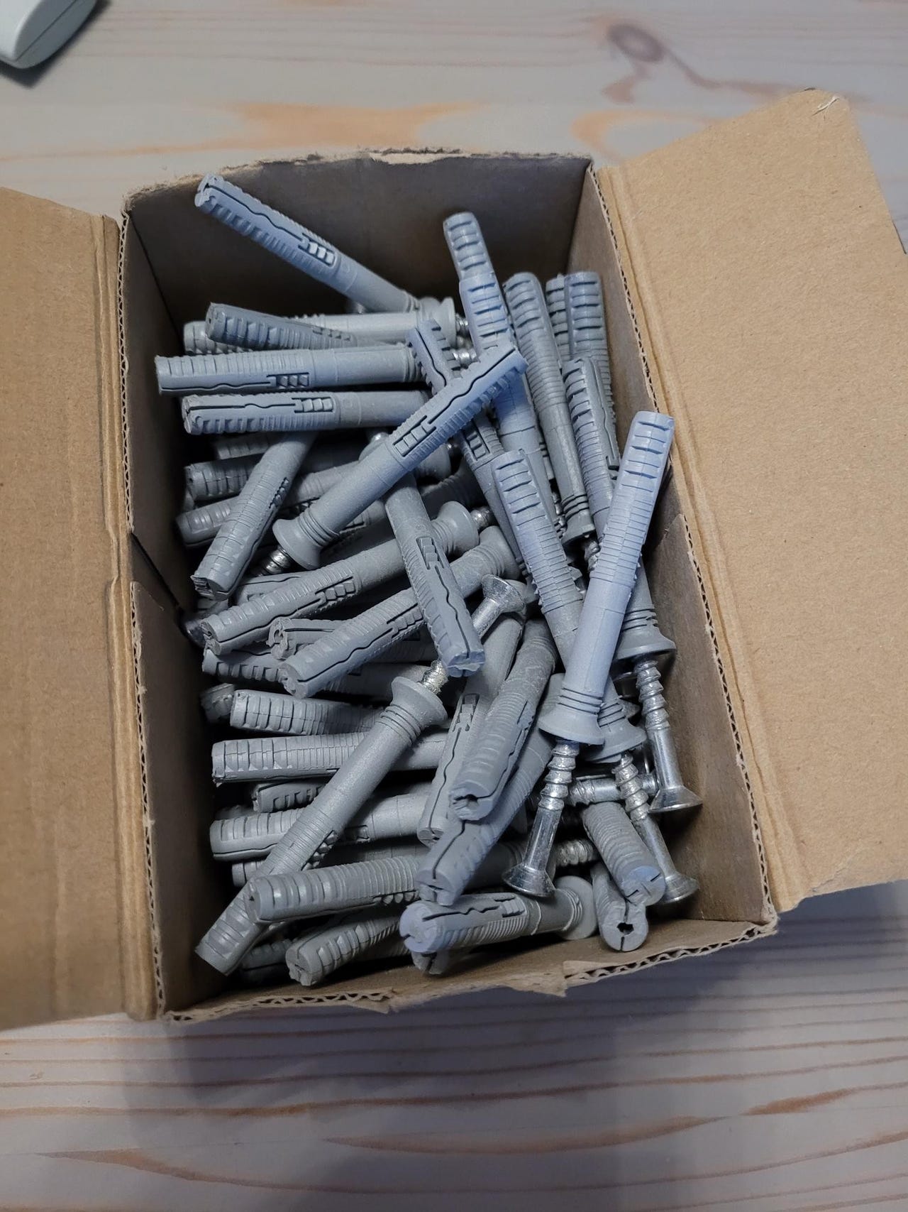 Spikerplugg til betong og leca | FINN-torget