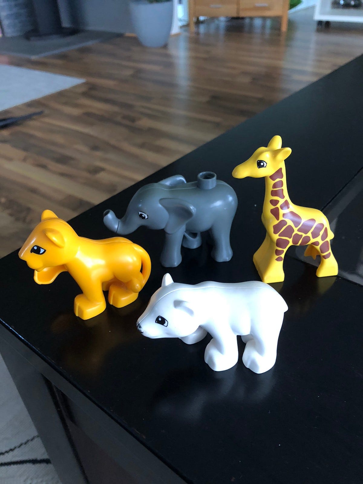 Lego duplo dyr. Elefant. Isbjørn. Sjiraff (solgt) Løve (solgt) | FINN ...