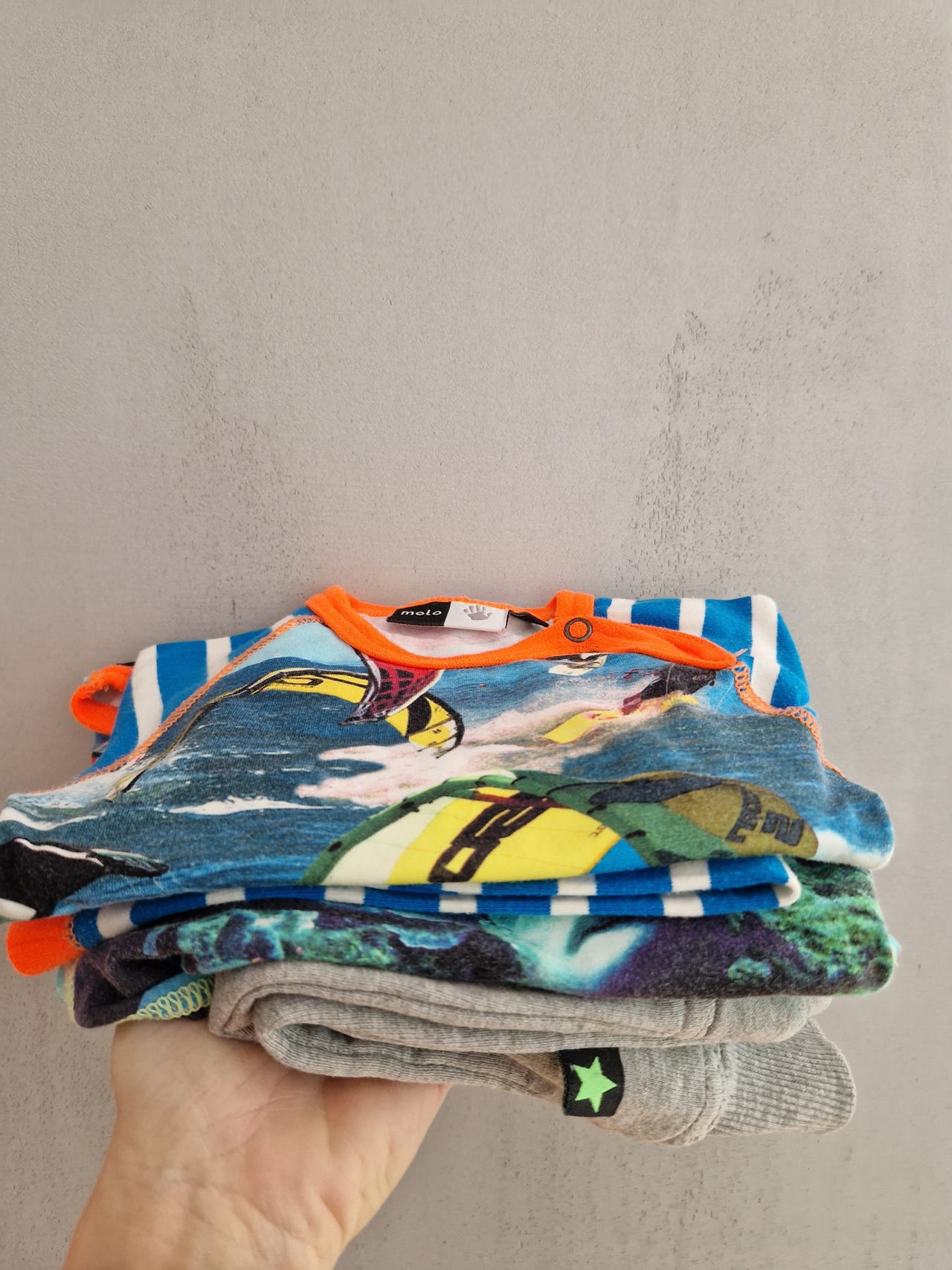 Kul klespakke Molo med print- gutt str. 68 | FINN-torget