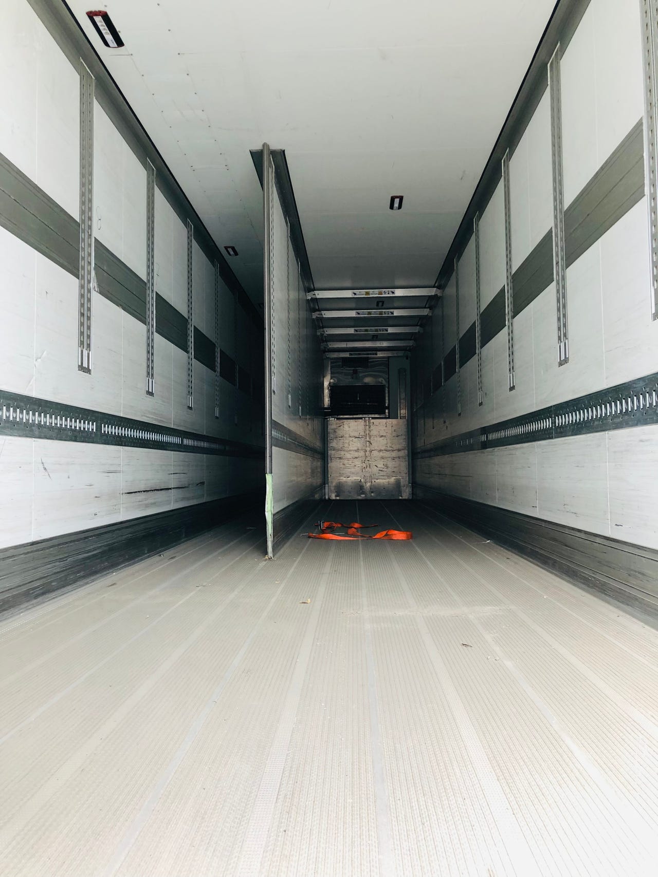 Til salgs: Schmitz Cargobull FRC trailer med 3-temp og langsgående ...