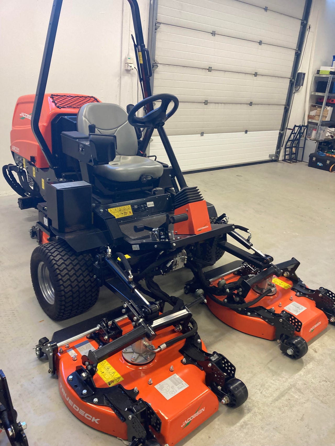 Til salgs: Jacobsen AR331 | FINN.no
