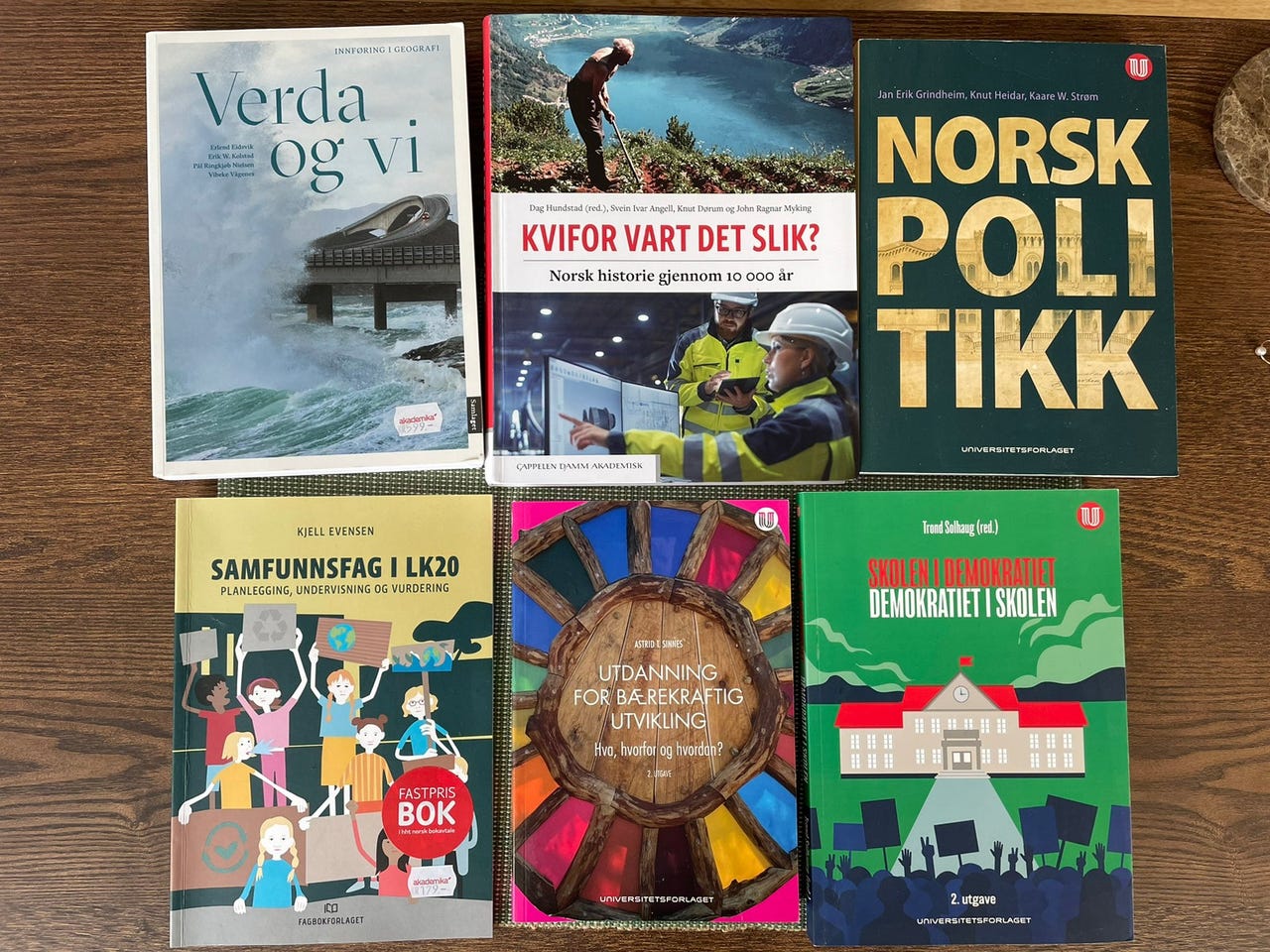 Bøker samfunnsfag lærer GLU | FINN torget