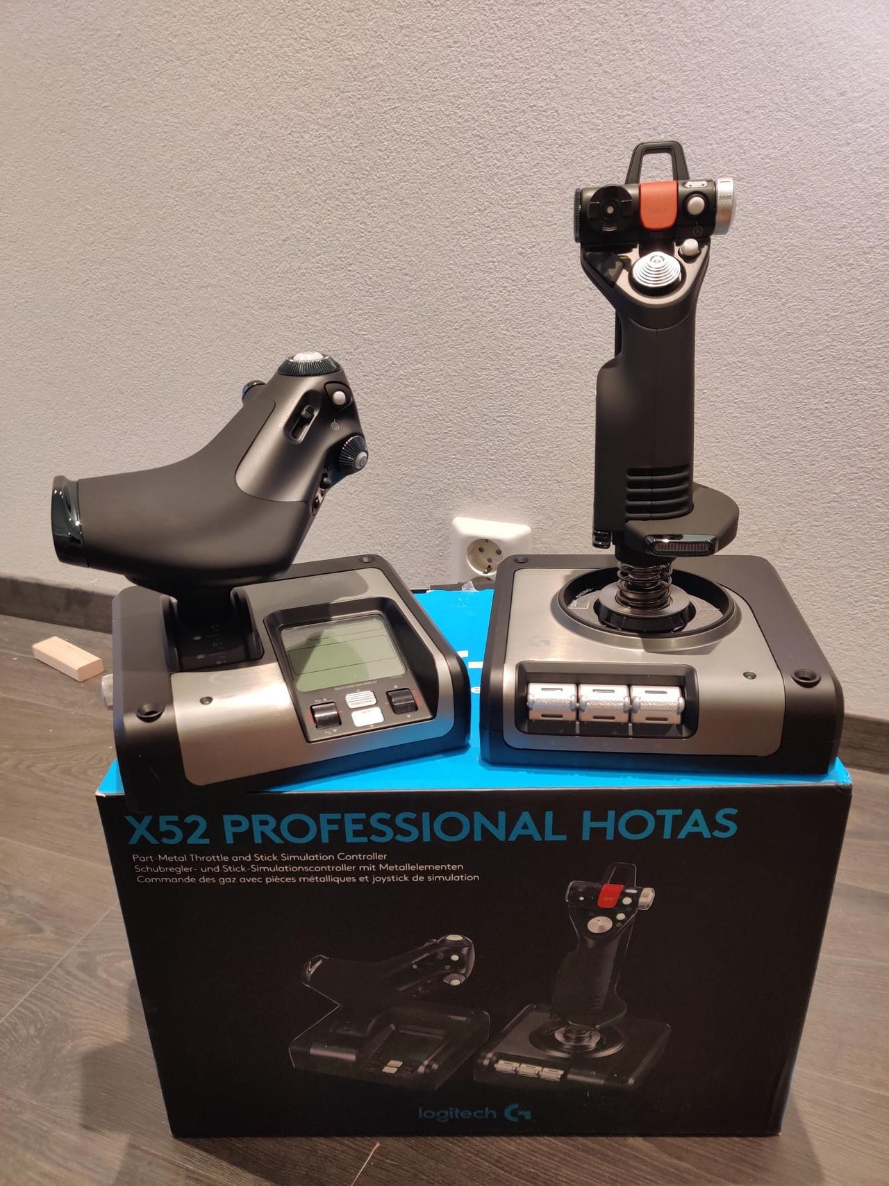 Logitech G X52 HATOS Flight controller | FINN-torget