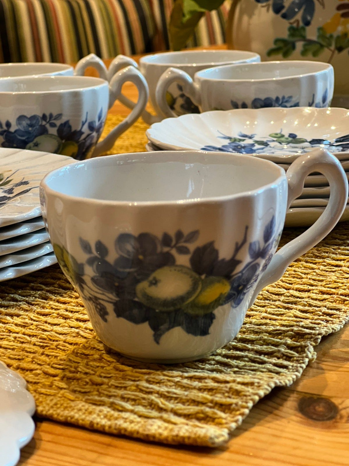 nydelig engelsk servise fra Claremont | FINN torget