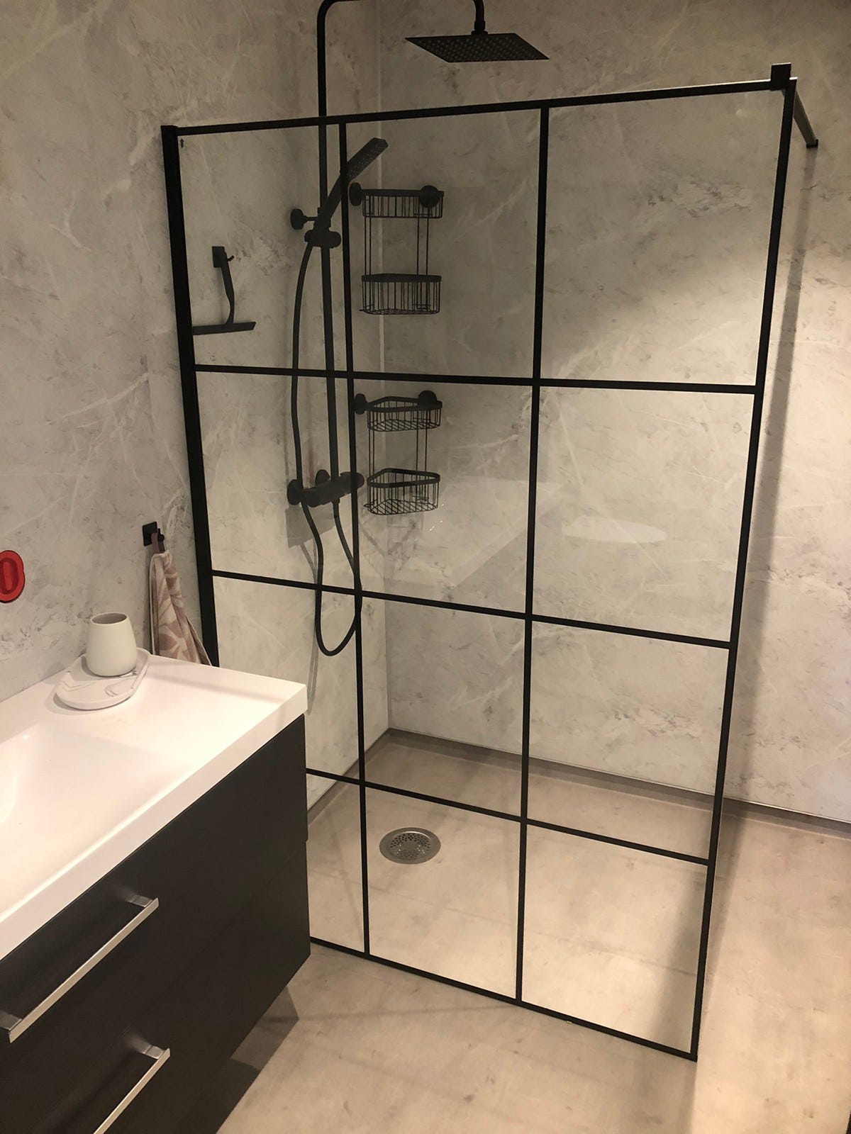 Fibo trespo baderomspanel 2273M00 White Marble | FINN torget