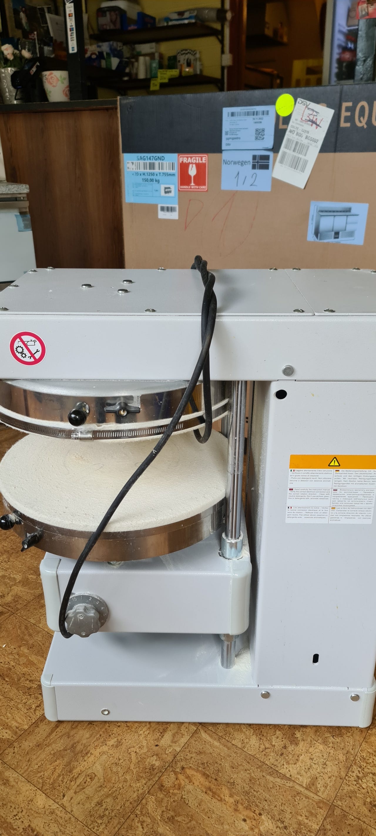 Pizzapress SIGMA SPZ40 https://youtu.be/WXFSo_Fq8dQ?feature=shared ...